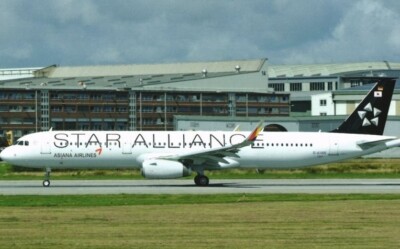Asiana Airlines Airbus A321 D-AYAN "Star Alliance cs" @ Hamburg 2017 ...