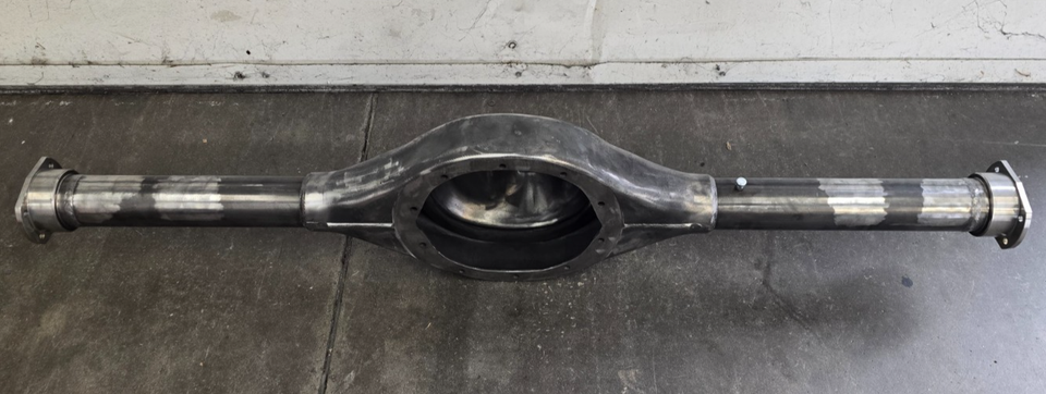 9 Inch Ford Rear Axle Housing Rearend -- 54.75" Long Housing - Billet ...