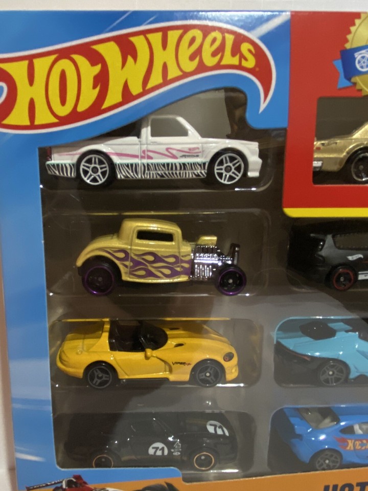 2024 Hot Wheels 8-Pack w/Exclusive Gold Skyline 2000 GTR Cyclone ...