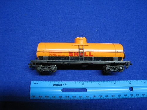 HO Scale Bachmann Shell Oil Tank Car -Freight Train | eBay