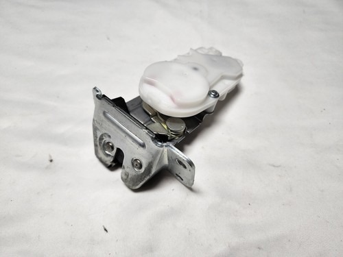2007 - 2013 Mitsubishi Outlander Rear Upper Trunk / Hatch Latch ...