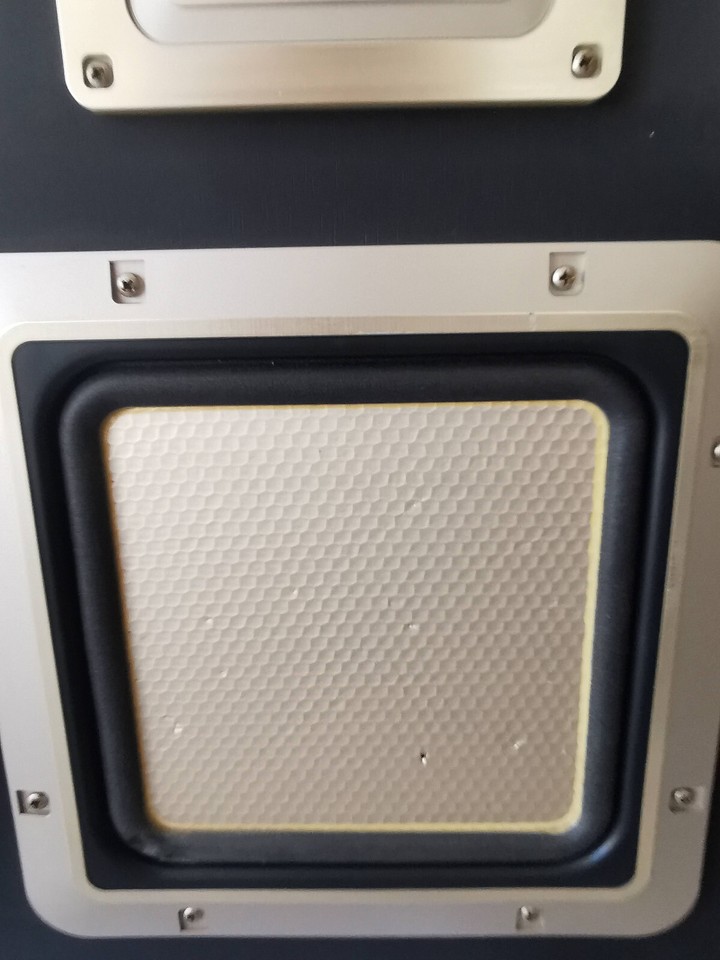 Take 1 One Single Sony APM-615 Stereo Speaker 300 W Audiophile Watch ...
