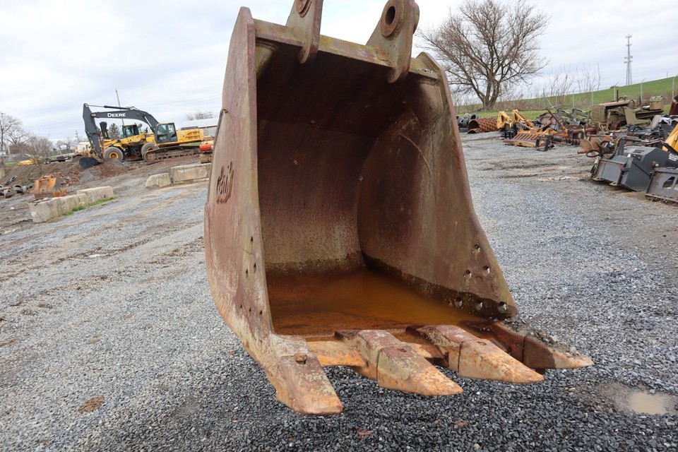 36" Geith Excavator Bucket; 80 mm Pins; Fits: Cat, Case, Deere, Hitachi ...