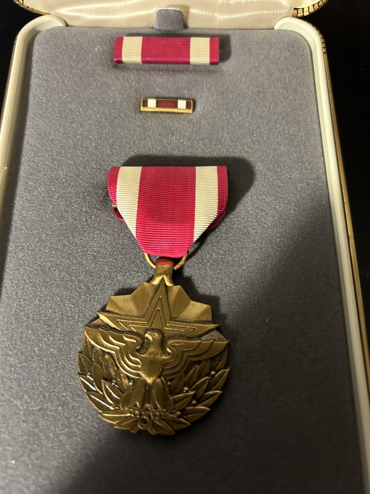 MEDAL PRESENTATION SET (Medal/Ribbon/Mini Ribbon): MERITORIOUS SERVICE ...