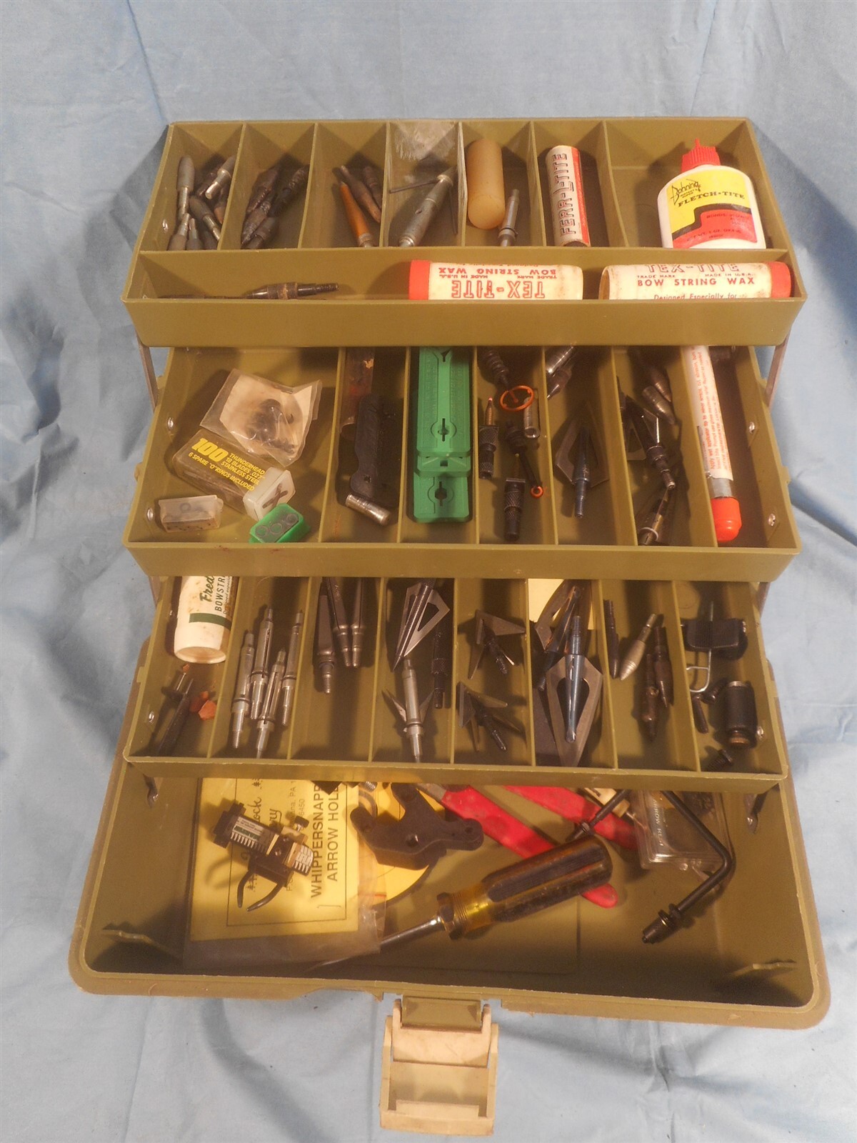 Large Vintage ARCHERY Lot, Broadheads, Target Points, Tips, Sight ...
