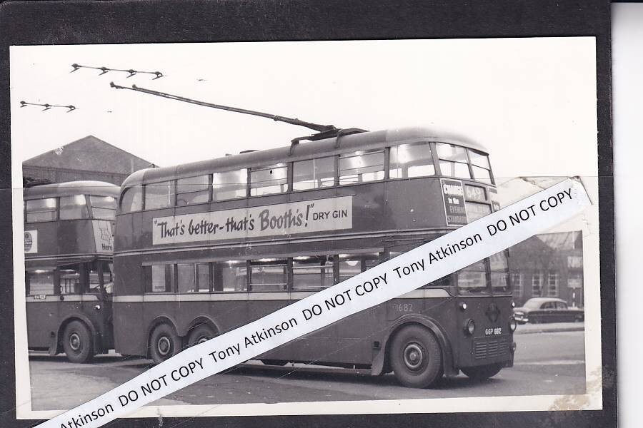 LONDON TRANSPORT - K3 TYPE TROLLEY BUS NO. 1682 ON ROUTE 649 - PHOTO ...