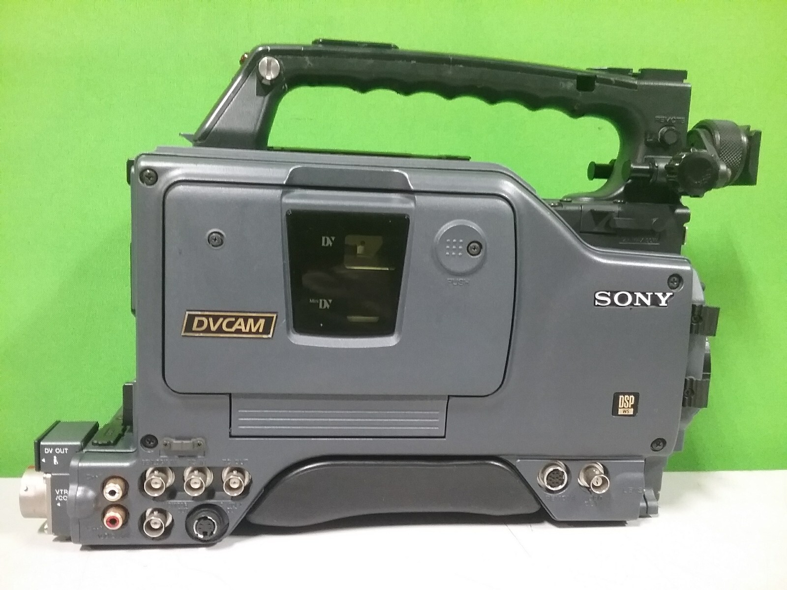 Sony Model DSR-570WS Digital Camcorder DC 12V 24W w/SONY DXF-801 HD ...