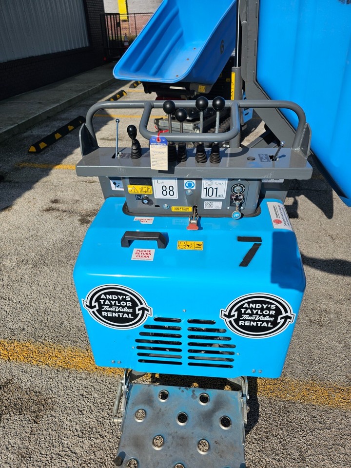 TC120SW Messersi Tracked Concrete swivel Buggy dumper GEORGIA BUGGY GAS ...