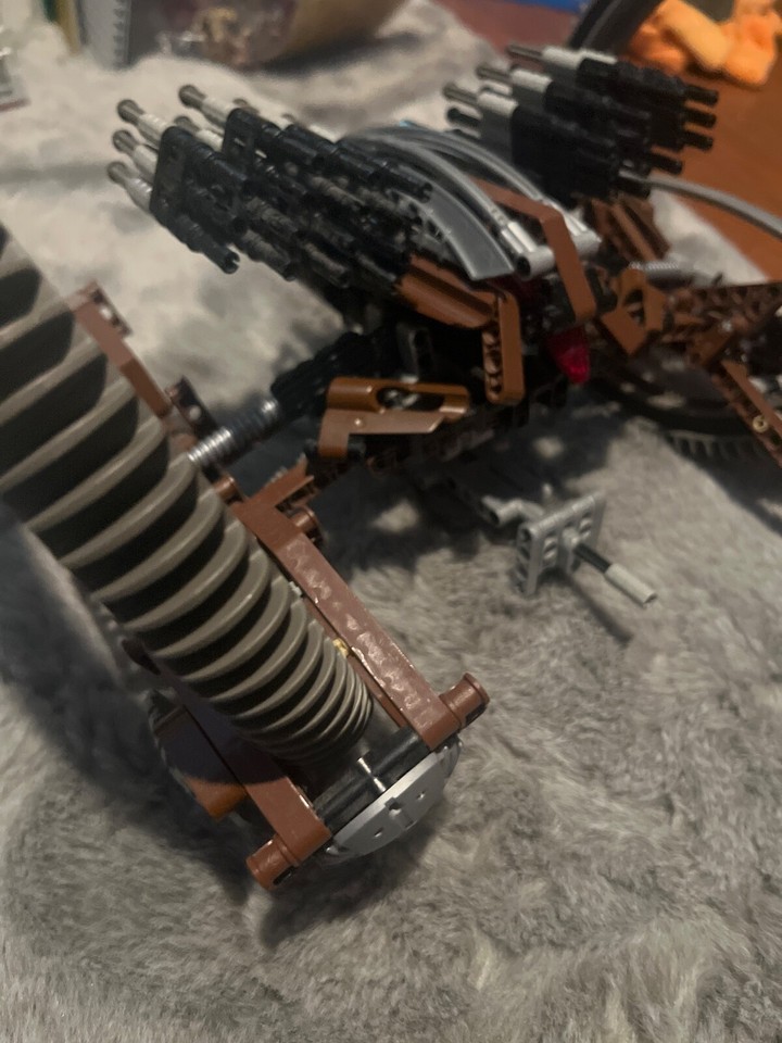 Lego Hailfire Droid | eBay