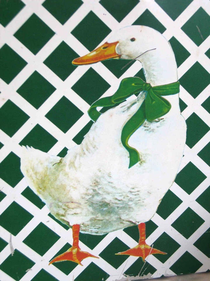 Green white check with Geese Dept 56 1980s metal tin Country shabby 13. ...