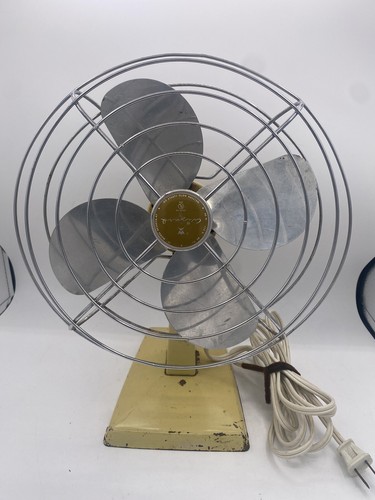 Vintage Wizard Deluxe 10" Desk Wall Fan Western Auto USA BE2002A WORKS ...