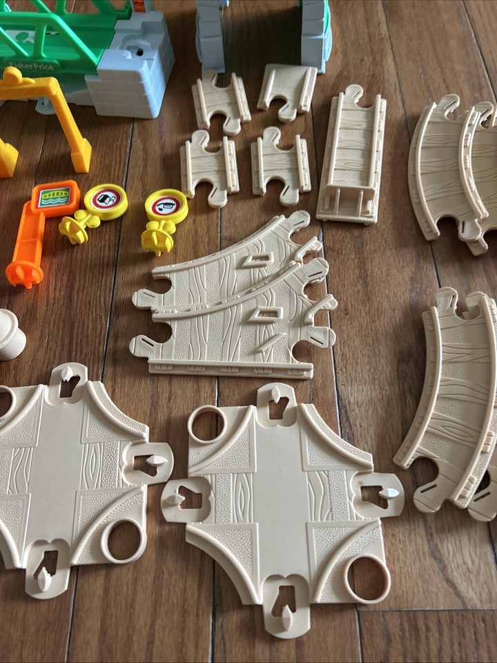 VINTAGE FISHER PRICE FLIP TRACK RAIL ROAD/TRAIN 1991 — 38 Replacement ...