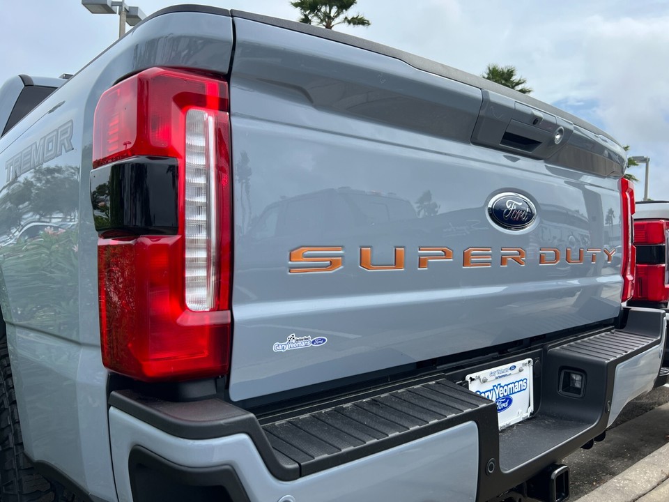 23-26 Super Duty XL/XLT/Lariat Tailgate Letters - Official Licensed ...