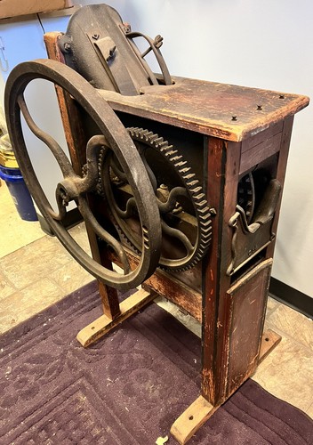 Scarce Antique Freeman & Sons Mfg Racine Wisconsin hand-cranked corn ...