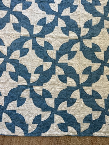 Antique Blue and White Patchwork Quilt Drunkards Path 1930's | eBay