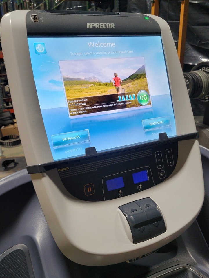 Precor TRM 885 V2 Treadmill P80 Console - EXCELLENT CONDITION -FREIGHT ...