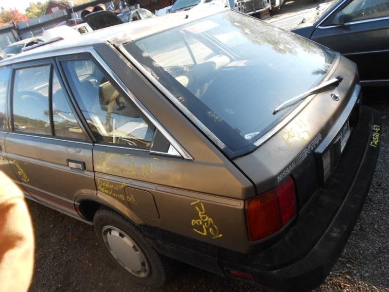 90s Nissan Sentra Hatchback