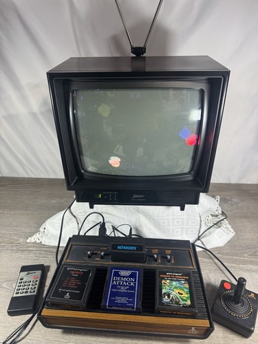 Zenith Space Command CRT TV SD1315W 13" w/ Remote Color & Atari 2600A ...
