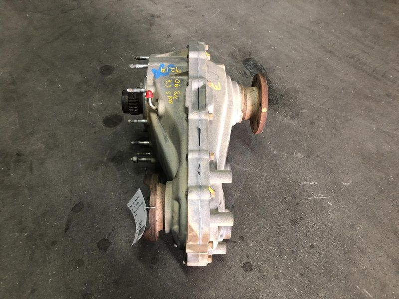 2005-2008 Jeep Grand Cherokee 3.7L Transfer Case Assembly NV140 AWD | eBay