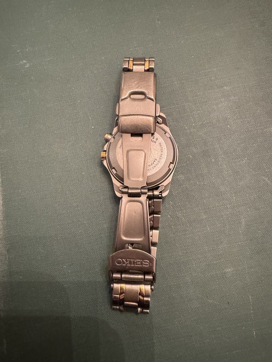 Seiko Kinetic Titanium Watch Women Silver Gold Two Tone 3M22 Seiko Kinetic Titanium Watch Women Silver Gold Two Tone 3M22