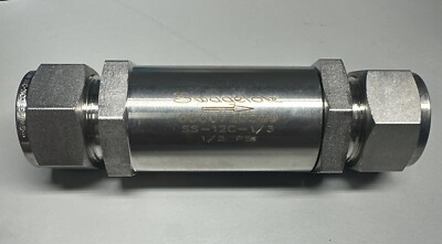 Swagelok SS-12C-1/3 Poppet Check Valve 3/4” Tubing OD, 1/3 PSI Cracking ...