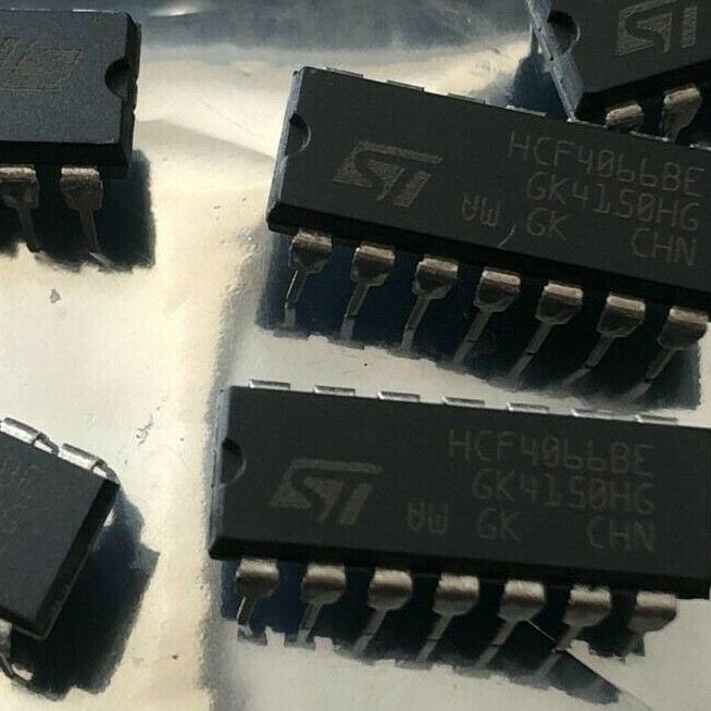 HCF4066BE Quad Bilateral Switches 14 Pin DIL/DIP 5 PIECES UK STOCK ...