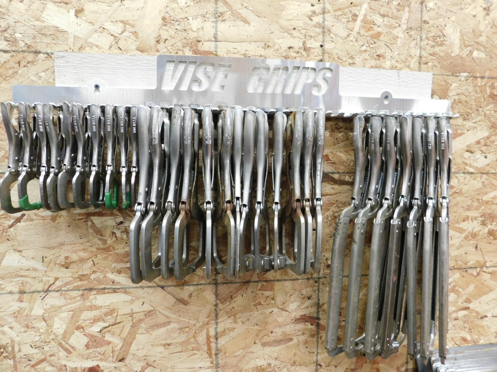 30" LONG VISE GRIP HOLDER RACK CUSTOM LIGHT WEIGHT TOOL HOLDER ...