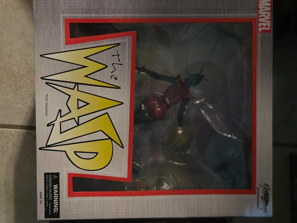 DIAMOND SELECT TOYS Marvel Gallery: Wasp PVC Statue NIB | eBay