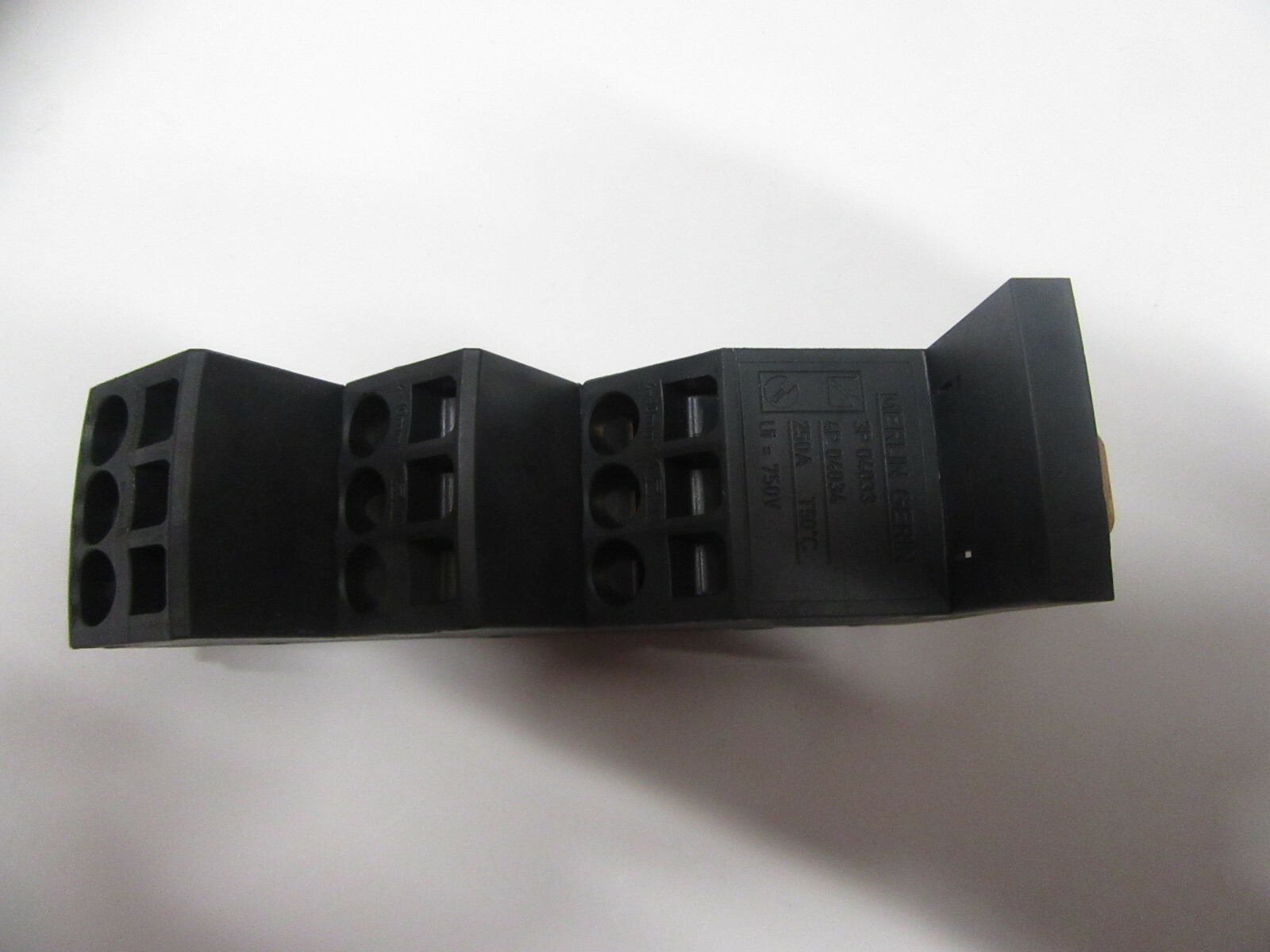 Merlin Gerin Prisma Plus Polybloc Distribution Block,3 Pole 250A, 04033 ...