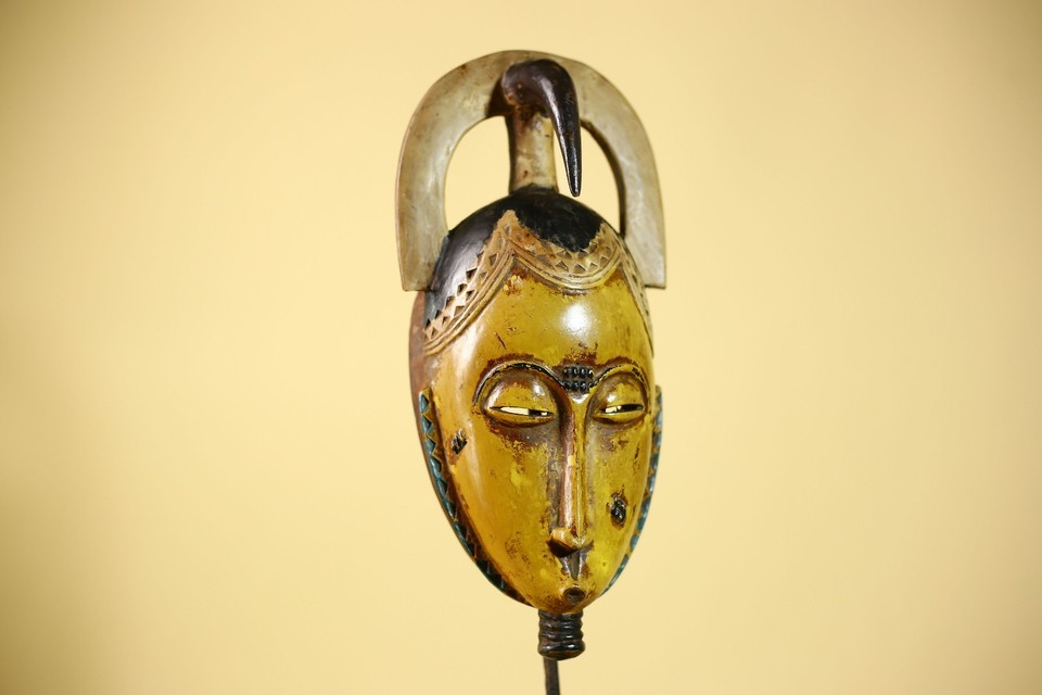 Vintage Guro African Mask Round Crest Tribal Art Handmade Wood Wall ...