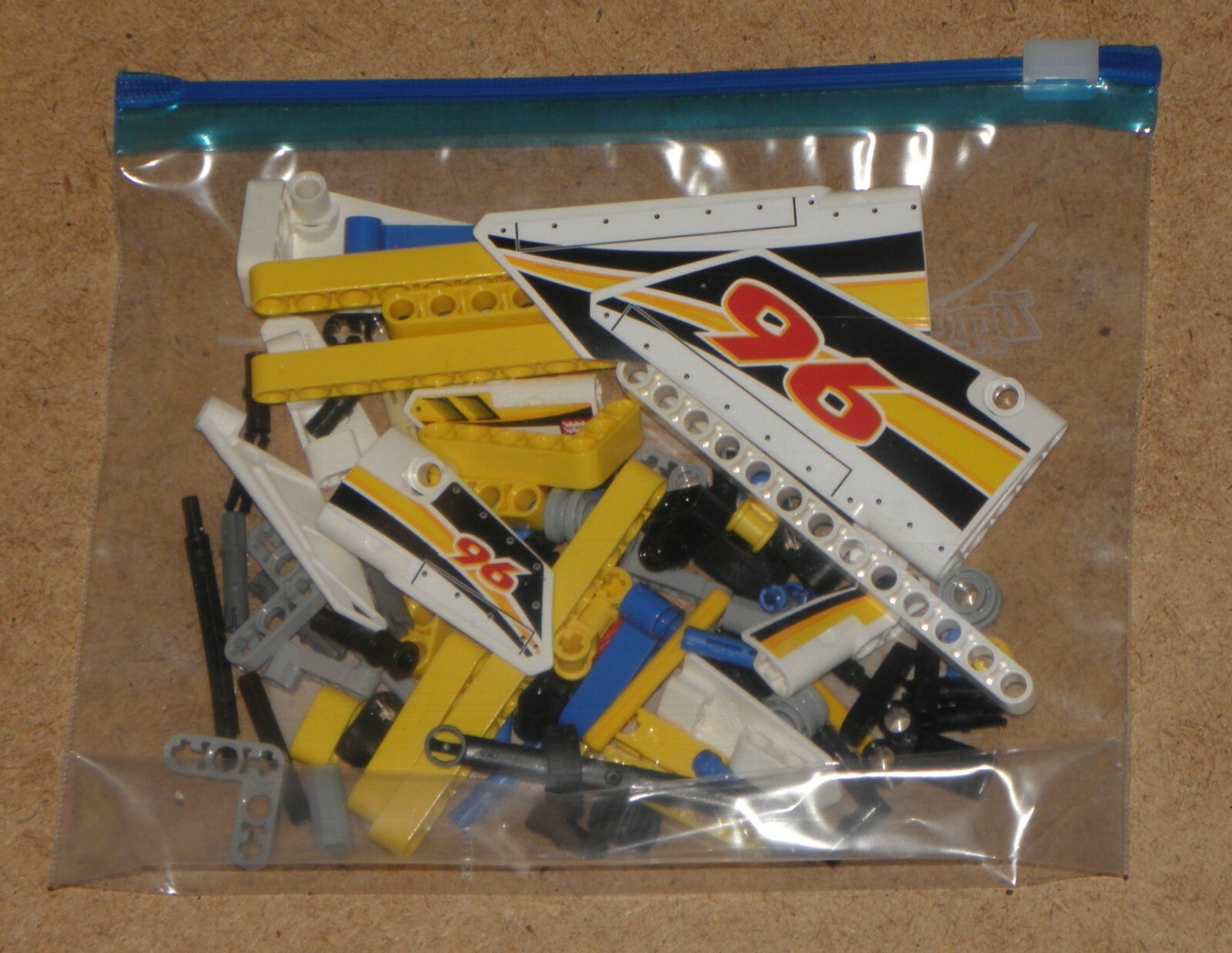 LEGO Technic 42044 DÜSENFLUGZEUG umbaubar zur Kunstflugmaschine | 100% ...