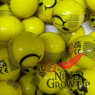 NEON YELLOW Smile Face Emoji Bouncy Balls 1-50 Party Bag Fillers ...