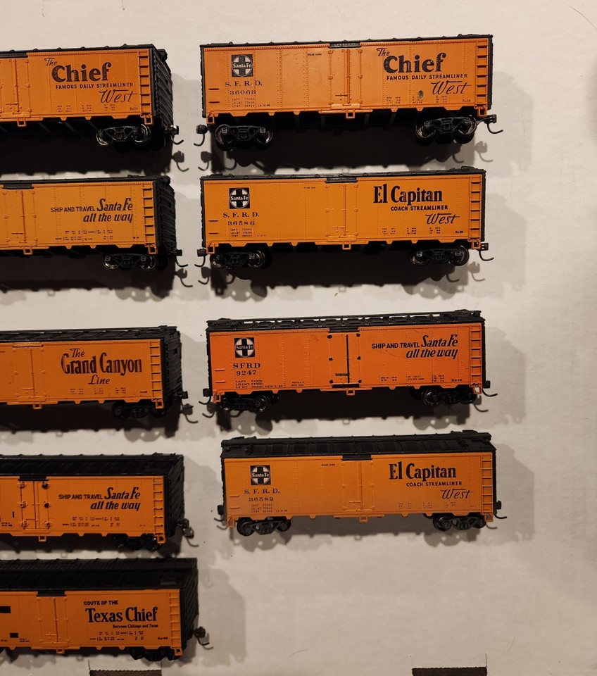HO LOT - Santa Fe Reefer / Box Car cars (18 Total) Metal Wheels | eBay