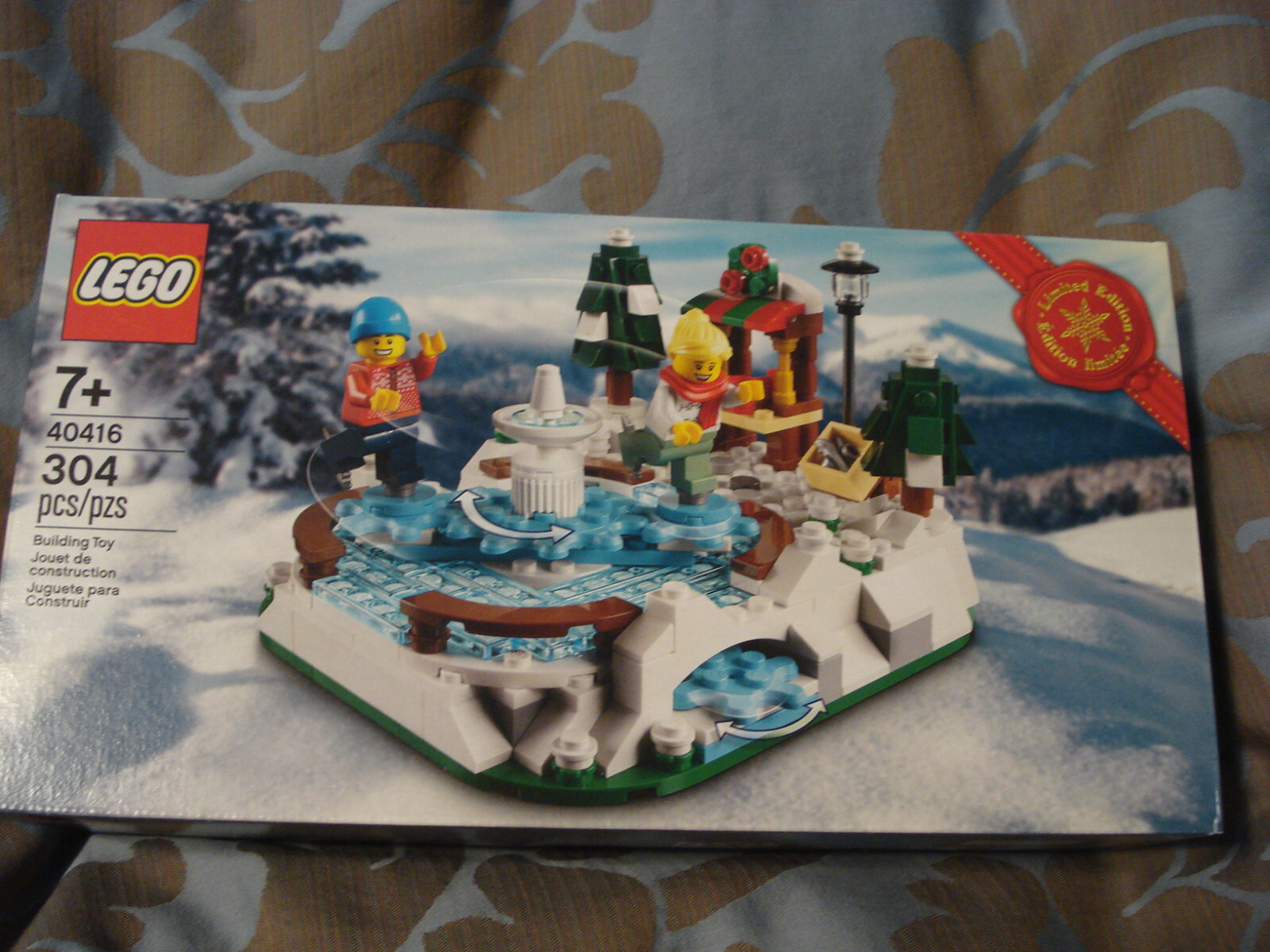 LEGO Ice Skating Rink 40416 Retired Set Limited Edition Exclusive | eBay