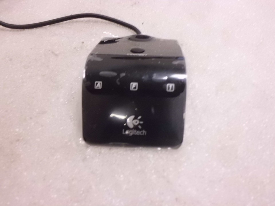 LOGITECH 810-000594 RECEIVER C-BT44 & LOGITECH WIRELESS MOUSE | eBay