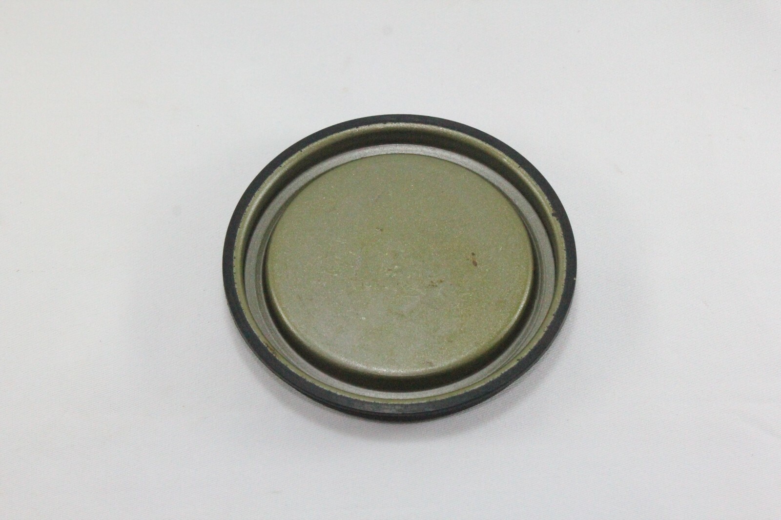 Kubota 34550-13100 Front Axle Plug Cap L4240 L4330 L45 L4610 L4630 L47 ...