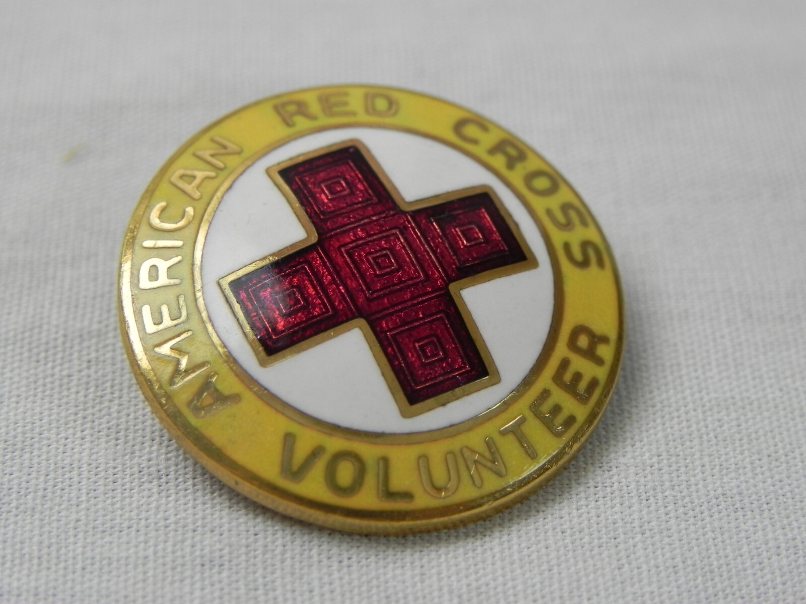 Vtg WW2 AMERICAN RED CROSS Enameled Staff Assistance Pin Volunteer ...