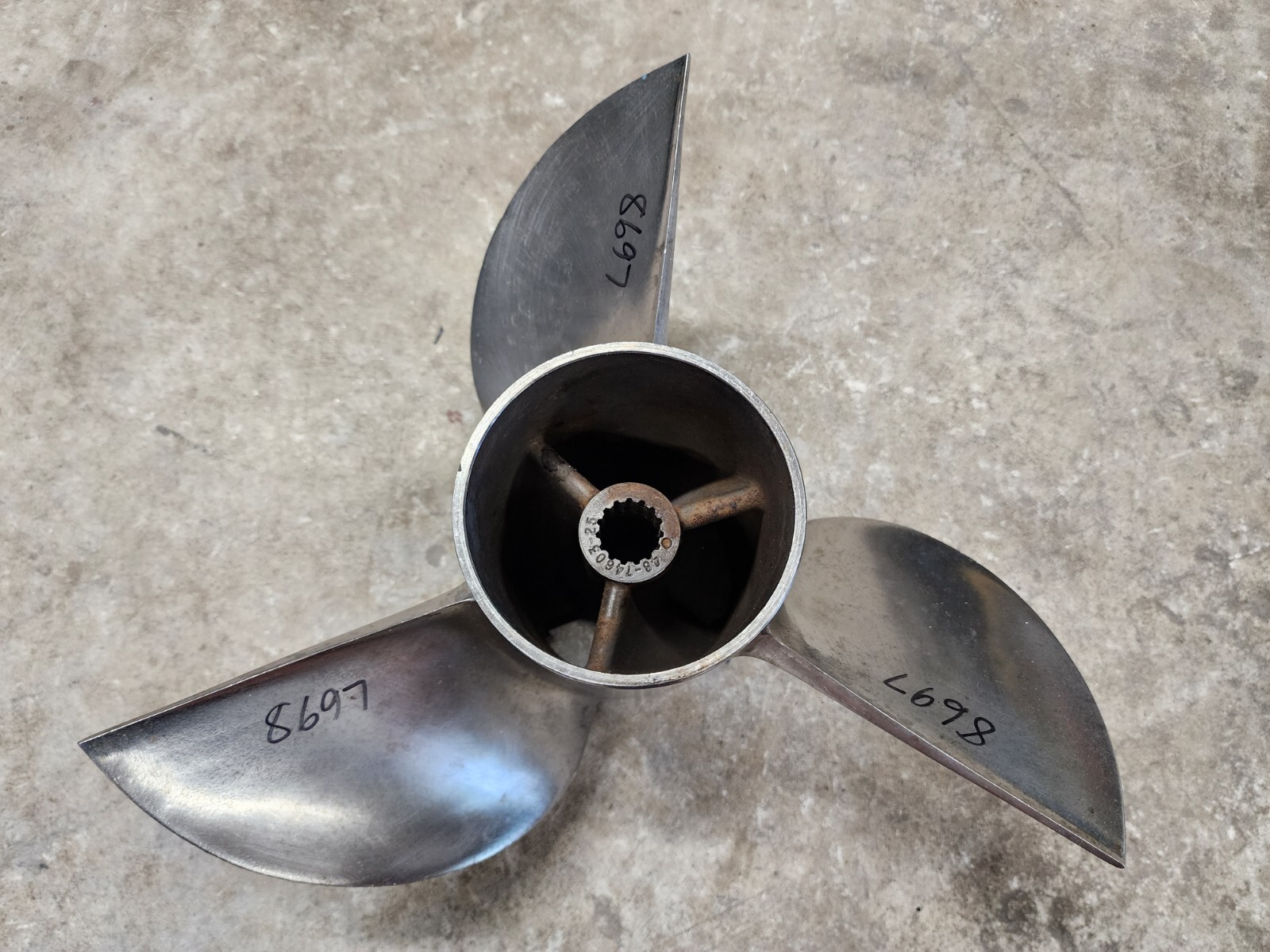 COUNTER 14 1/4" X 25P MERCURY CLEAVER SS PROP, 15 SPLINE, 48-74603-25 ...
