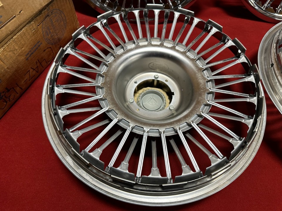 NOS 1964 Ford Galaxie Wire Spoke Spinner Hubcaps C4AZ-1130-A FoMoCo 64 ...