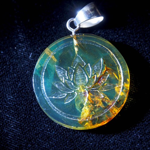 Stunning Mexican Amber Lotus Flower Pendant 4-5 g | eBay