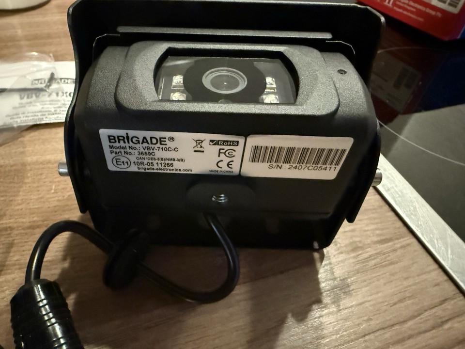 Rückfahrkamera mit Shutter Brigade VBV-710C-C | eBay.de