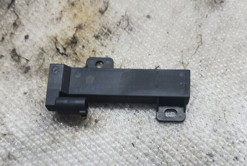 2017 - 2024 CHRYSLER PACIFICA REAR KEYLESS ENTRY ANTENNA MODULE OEM ...