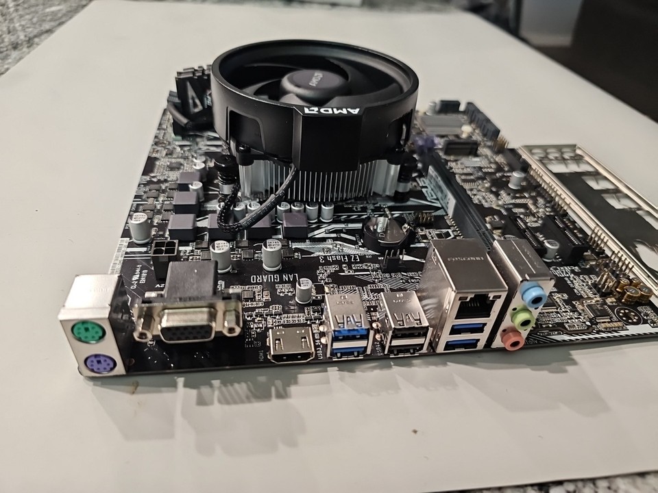 M66 MOBO Combo Ryzen 3-3200G + 8gb Ram + ASUS PRIME A320M-K MOTHERBOARD ...