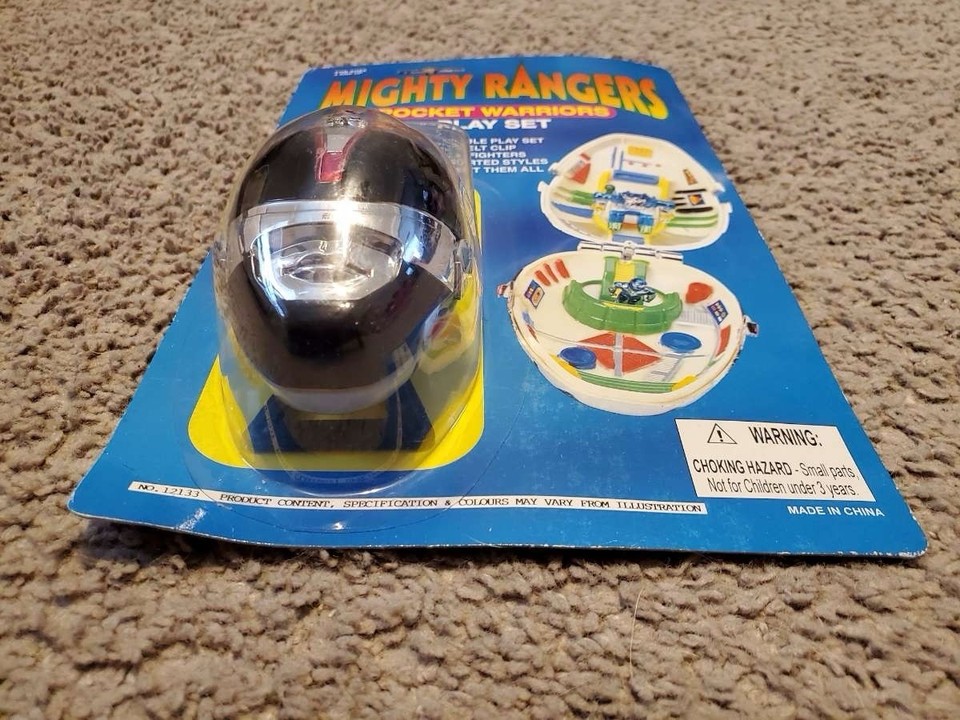 + Power Rangers KO Black / Pink Mighty Rangers Pocket Warriors Portable ...
