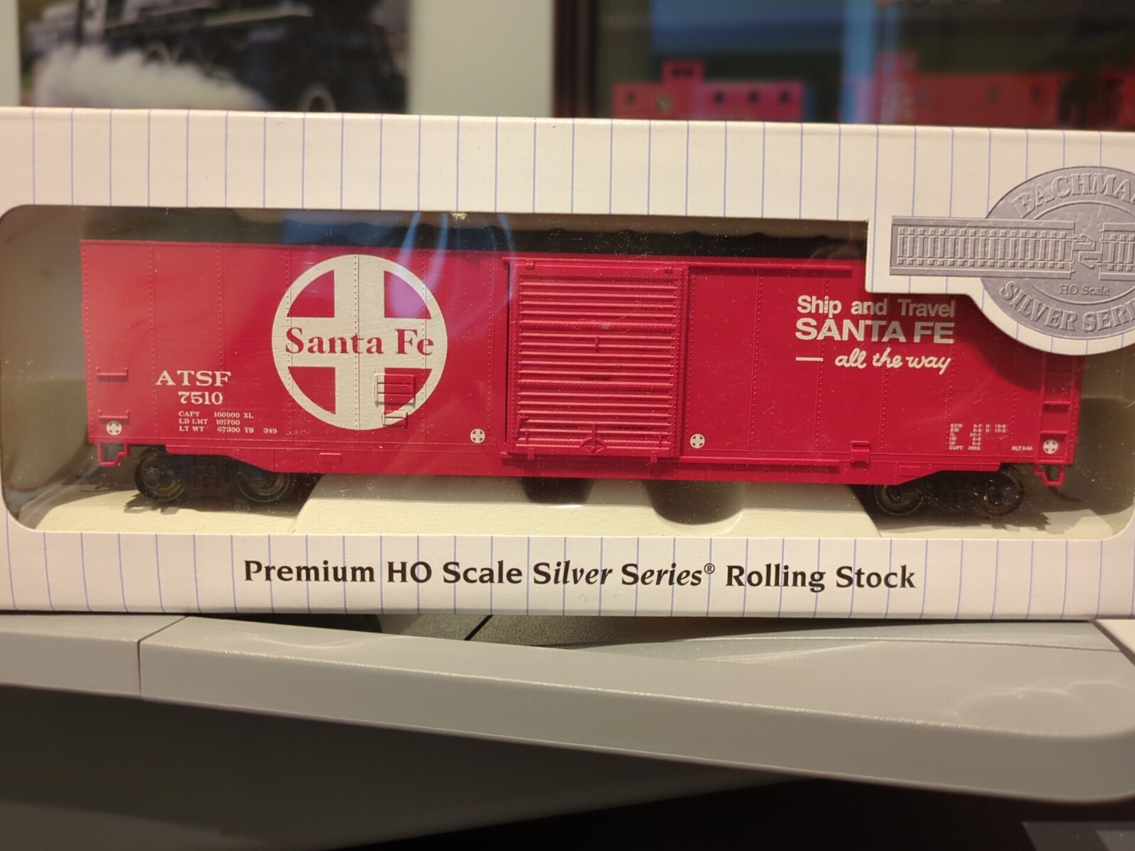 ho scale bachmann silver series Box Car 50' Santa fe | eBay
