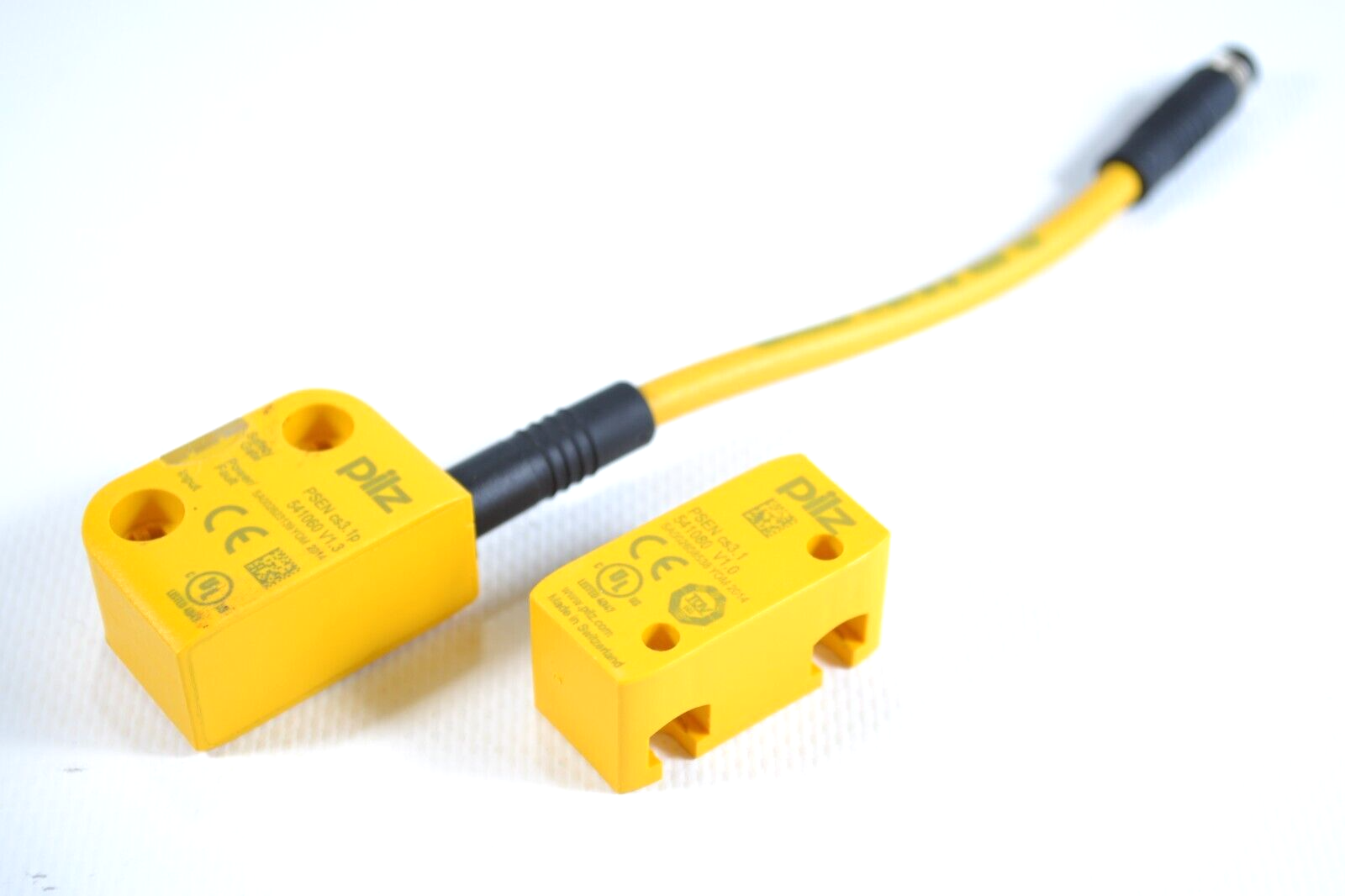 Pilz PSEN cs3.1p Switch+cs3.1 Actuator (541060+541080) Safety Switches ...