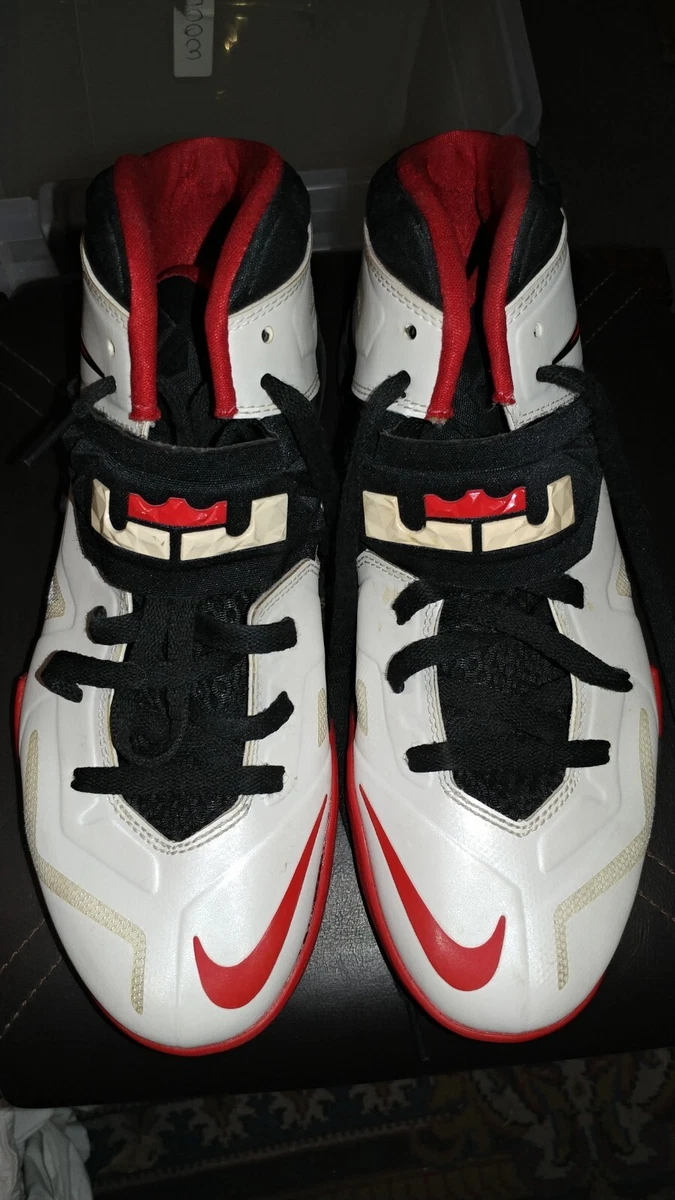 Nike Zoom Soldier Vii Black And Red