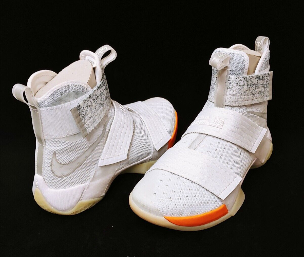 2016 NIKE id SoHo Exclusive LeBron James Zoom Soldier… - Gem