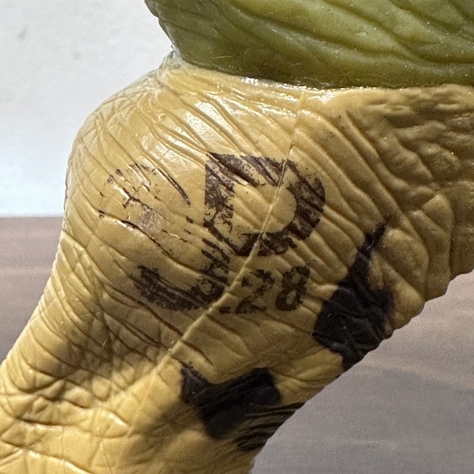 Vintage Lost World Jurassic Park 1997 JP28 Bull T-Rex Pod Sound Working ...