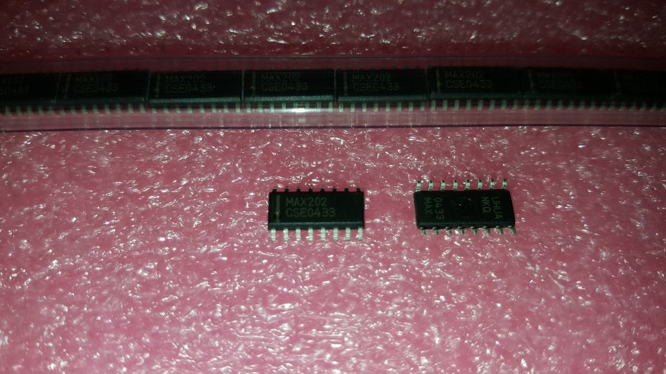 5x MAXIM MAX202CSE , IC 120 kbps 6 V Surface Mount Transceiver - SOIC ...